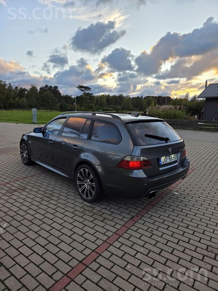 Grey BMW 530 2004 in Liepaja, with an engine capacity of 3.00 L and mileage of 403 thousand km for 3650 €, photo 4 on AUTOMOTO.COM.LV