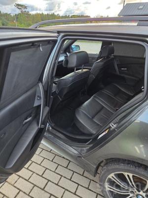 Grey BMW 530 2004 in Liepaja, with an engine capacity of 3.00 L and mileage of 403 thousand km for 3650 €, photo 5 on AUTOMOTO.COM.LV