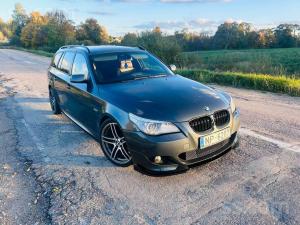 Pelēks BMW 530 2004 Ludza, ar dzinēja tilpumu 3.00 L un nobraukumu 323 tūkst. km par 5150 €, foto 1 vietnē AUTOMOTO.COM.LV