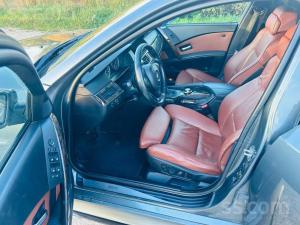 Pelēks BMW 530 2004 Ludza, ar dzinēja tilpumu 3.00 L un nobraukumu 323 tūkst. km par 5150 €, foto 12 vietnē AUTOMOTO.COM.LV