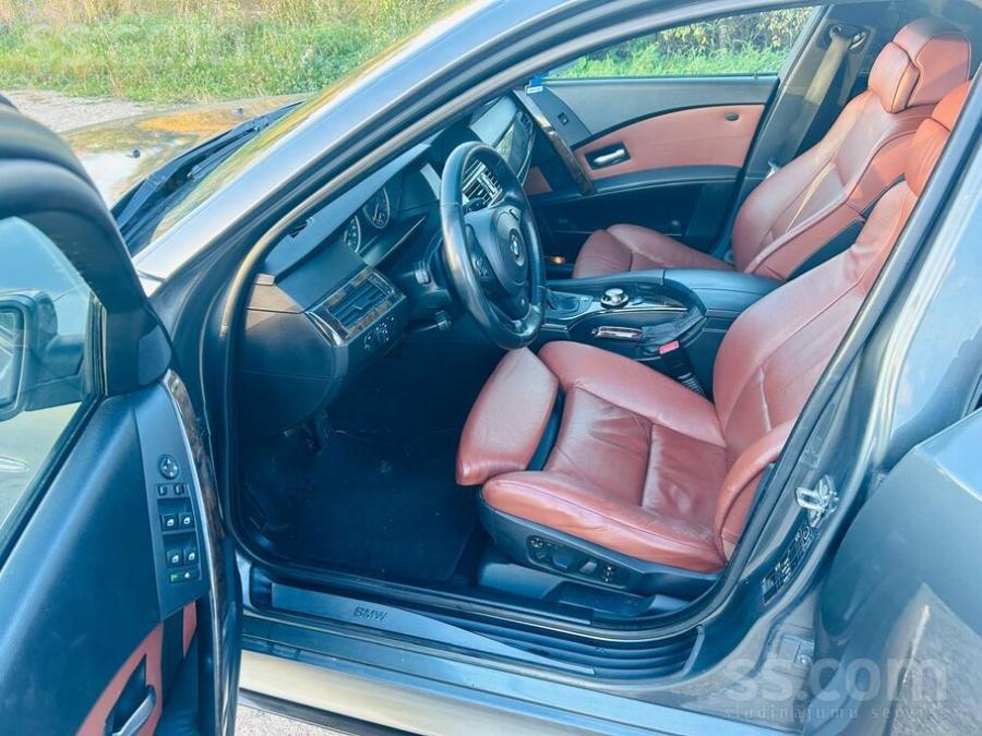 Pelēks BMW 530 2004 Ludza, ar dzinēja tilpumu 3.00 L un nobraukumu 323 tūkst. km par 5150 €, foto 12 vietnē AUTOMOTO.COM.LV