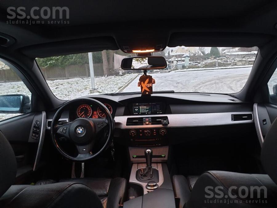 Grey BMW 530 2005 in Riga, with an engine capacity of 3.00 L and mileage of 318 thousand km for 4700 €, photo 10 on AUTOMOTO.COM.LV