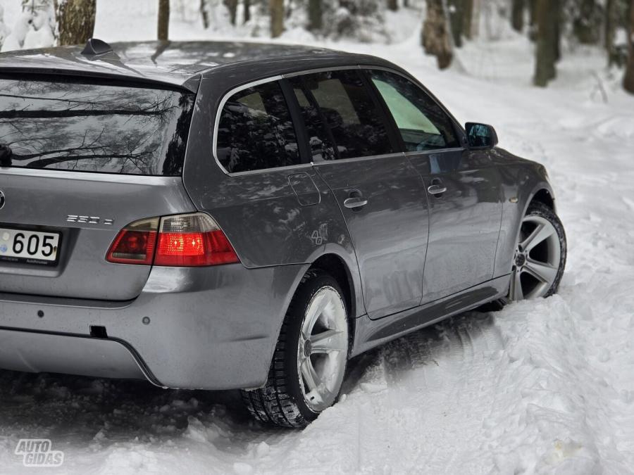 Grey BMW 530 2005 in Siauliai, with an engine capacity of 3.00 L and mileage of 3 thousand km for 2950 €, photo 11 on AUTOMOTO.COM.LV