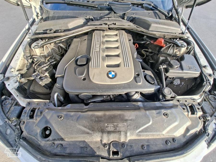 Pelēks BMW 530 2005 Kauņa, ar dzinēja tilpumu 3.00 L un nobraukumu 424 tūkst. km par 2800 €, foto 18 vietnē AUTOMOTO.COM.LV