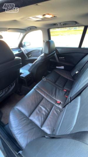 Pelēks BMW 530 2005 Kauņa, ar dzinēja tilpumu 3.00 L un nobraukumu 314 tūkst. km par 2400 €, foto 14 vietnē AUTOMOTO.COM.LV