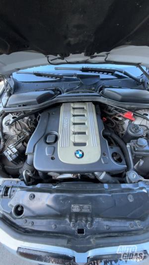 Pelēks BMW 530 2005 Kauņa, ar dzinēja tilpumu 3.00 L un nobraukumu 314 tūkst. km par 2400 €, foto 20 vietnē AUTOMOTO.COM.LV