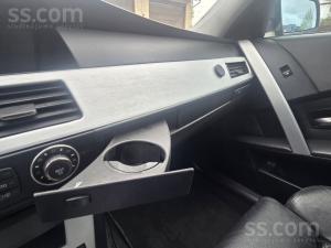 Pelēks BMW 530 2005 Rīga, ar dzinēja tilpumu 3.00 L un nobraukumu 0 tūkst. km par 4500 €, foto 8 vietnē AUTOMOTO.COM.LV