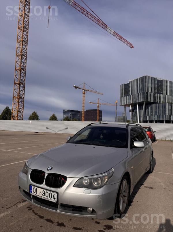 Grey BMW 530 2005 in Riga, with an engine capacity of 3.00 L and mileage of 427 thousand km for 2900 €, photo 2 on AUTOMOTO.COM.LV