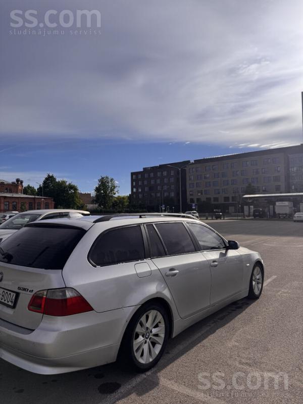 Grey BMW 530 2005 in Riga, with an engine capacity of 3.00 L and mileage of 427 thousand km for 2900 €, photo 7 on AUTOMOTO.COM.LV