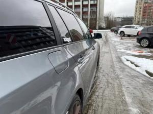 Grey BMW 530 2005 in Riga, with an engine capacity of 3.00 L and mileage of 312 thousand km for 3990 €, photo 12 on AUTOMOTO.COM.LV