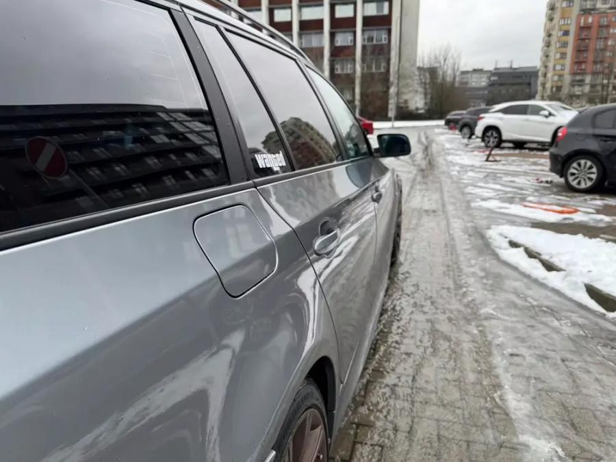 Grey BMW 530 2005 in Riga, with an engine capacity of 3.00 L and mileage of 312 thousand km for 3990 €, photo 12 on AUTOMOTO.COM.LV