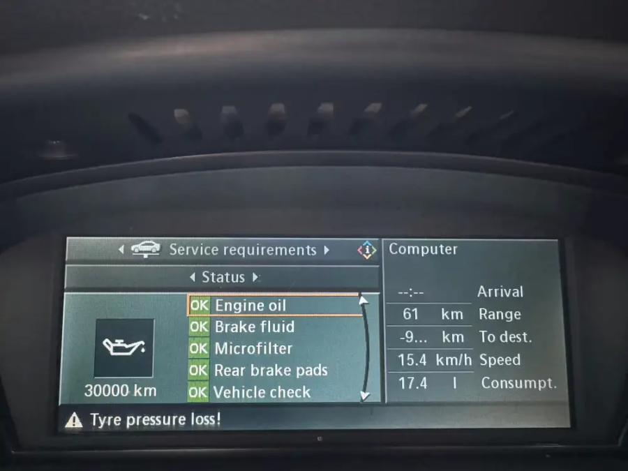 Grey BMW 530 2005 in Riga, with an engine capacity of 3.00 L and mileage of 312 thousand km for 3990 €, photo 21 on AUTOMOTO.COM.LV