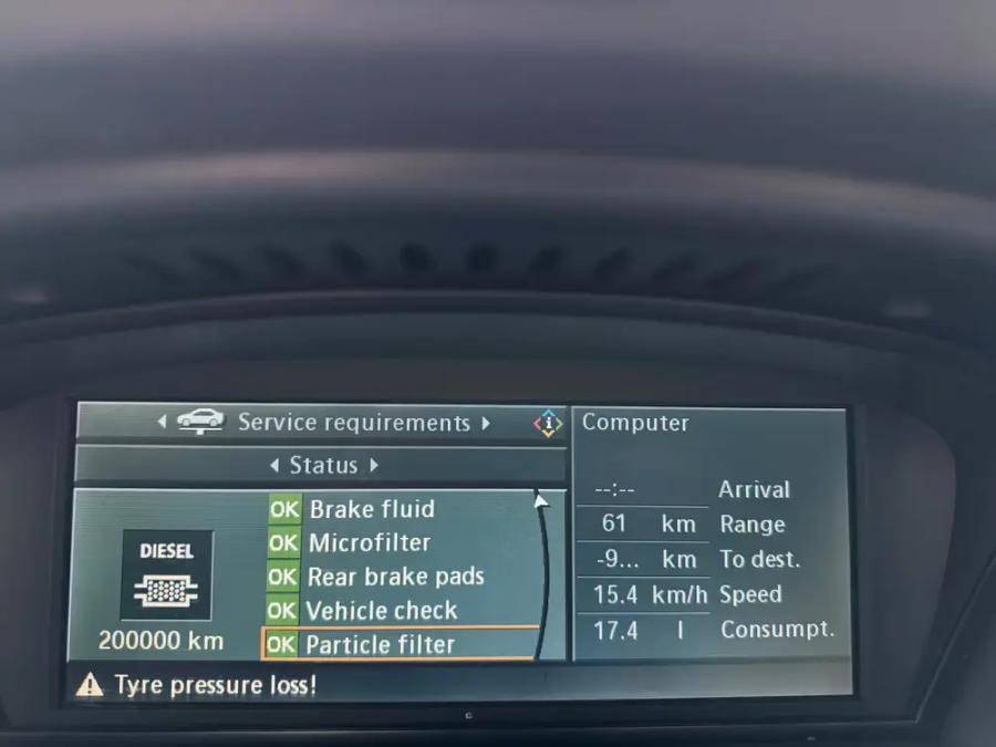 Grey BMW 530 2005 in Riga, with an engine capacity of 3.00 L and mileage of 312 thousand km for 3990 €, photo 22 on AUTOMOTO.COM.LV