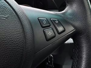 Grey BMW 530 2005 in Riga, with an engine capacity of 3.00 L and mileage of 312 thousand km for 3990 €, photo 31 on AUTOMOTO.COM.LV