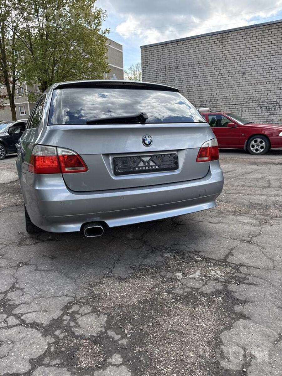 Pelēks BMW 530 2005 Jelgava, ar dzinēja tilpumu 3.00 L un nobraukumu 326 tūkst. km par 4000 €, foto 6 vietnē AUTOMOTO.COM.LV