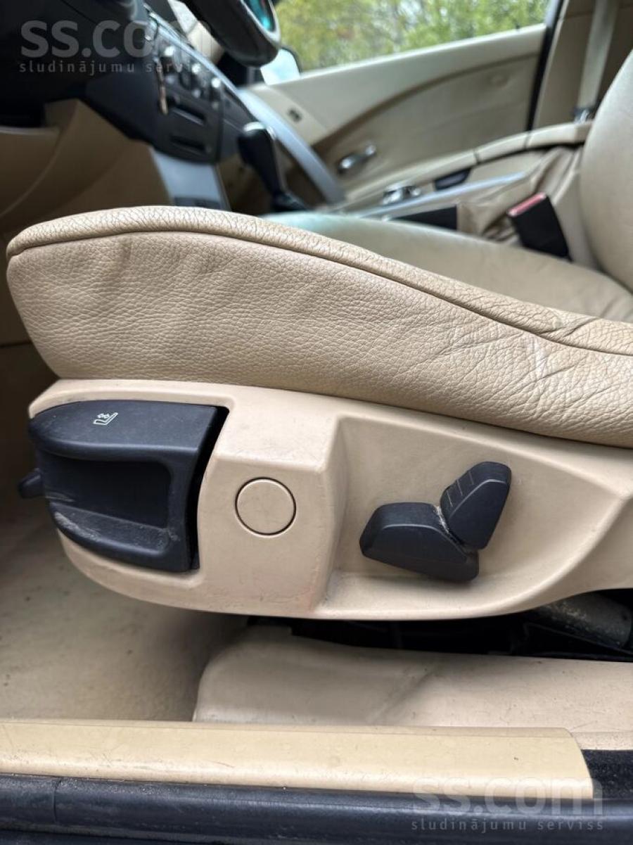 Pelēks BMW 530 2005 Jelgava, ar dzinēja tilpumu 3.00 L un nobraukumu 326 tūkst. km par 4000 €, foto 12 vietnē AUTOMOTO.COM.LV