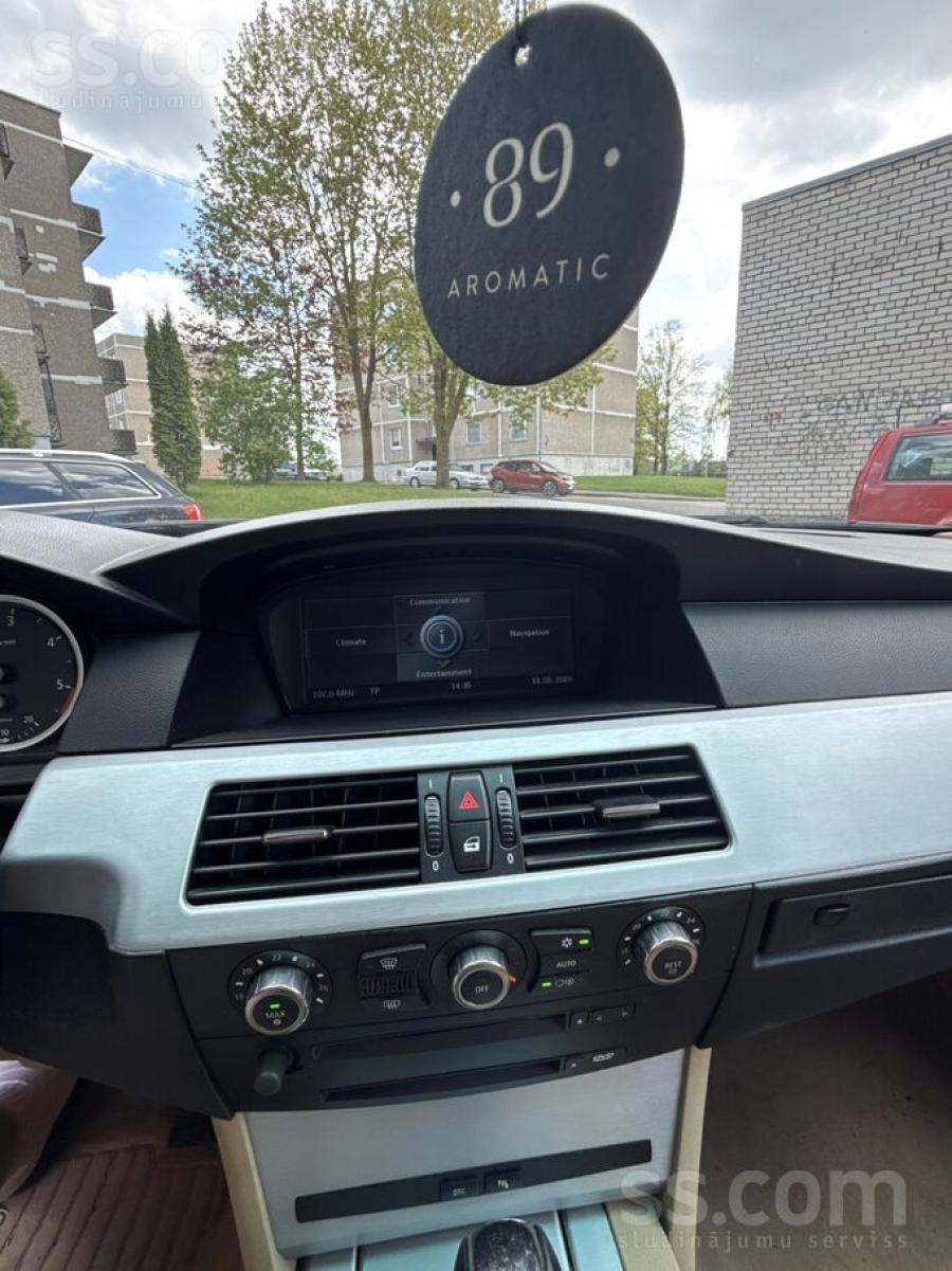 Pelēks BMW 530 2005 Jelgava, ar dzinēja tilpumu 3.00 L un nobraukumu 326 tūkst. km par 4000 €, foto 13 vietnē AUTOMOTO.COM.LV
