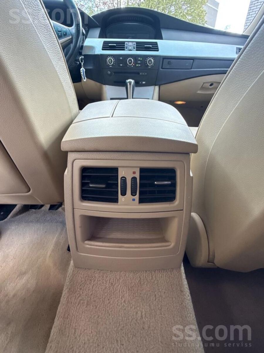 Pelēks BMW 530 2005 Jelgava, ar dzinēja tilpumu 3.00 L un nobraukumu 326 tūkst. km par 4000 €, foto 17 vietnē AUTOMOTO.COM.LV