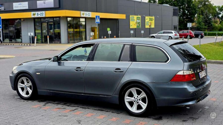 Pelēks BMW 530 2005 Šauļi, ar dzinēja tilpumu 3.00 L un nobraukumu 360 tūkst. km par 2450 €, foto 5 vietnē AUTOMOTO.COM.LV