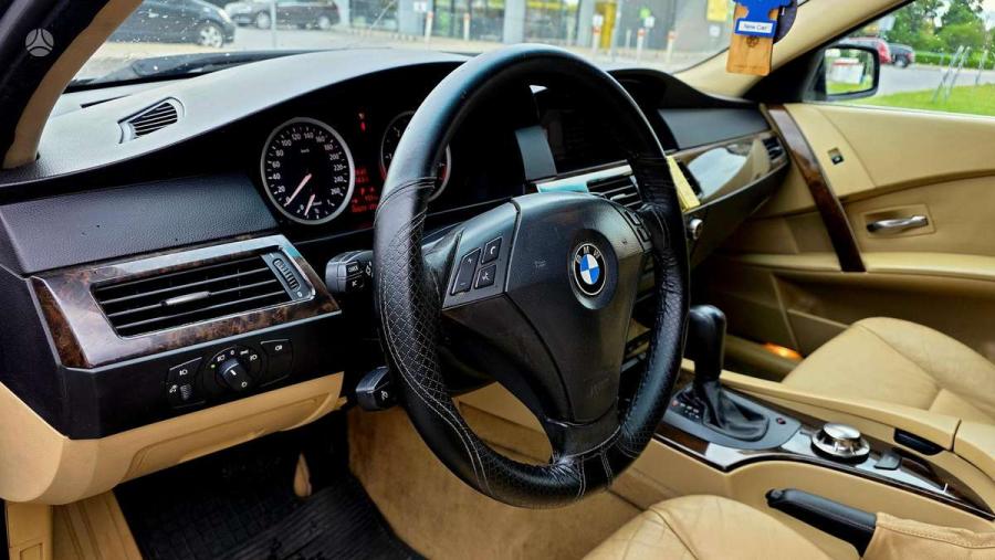 Pelēks BMW 530 2005 Šauļi, ar dzinēja tilpumu 3.00 L un nobraukumu 360 tūkst. km par 2450 €, foto 16 vietnē AUTOMOTO.COM.LV