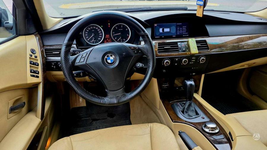 Pelēks BMW 530 2005 Šauļi, ar dzinēja tilpumu 3.00 L un nobraukumu 360 tūkst. km par 2450 €, foto 18 vietnē AUTOMOTO.COM.LV