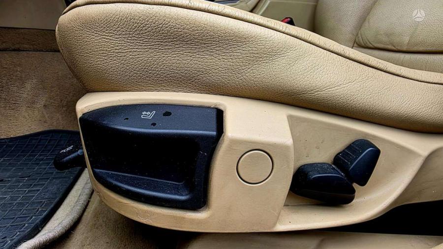 Pelēks BMW 530 2005 Šauļi, ar dzinēja tilpumu 3.00 L un nobraukumu 360 tūkst. km par 2450 €, foto 21 vietnē AUTOMOTO.COM.LV