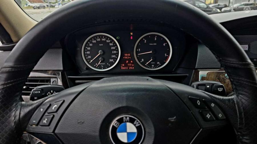 Pelēks BMW 530 2005 Šauļi, ar dzinēja tilpumu 3.00 L un nobraukumu 360 tūkst. km par 2450 €, foto 23 vietnē AUTOMOTO.COM.LV