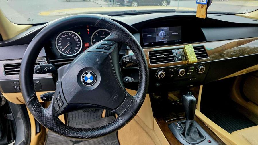 Pelēks BMW 530 2005 Šauļi, ar dzinēja tilpumu 3.00 L un nobraukumu 360 tūkst. km par 2450 €, foto 24 vietnē AUTOMOTO.COM.LV