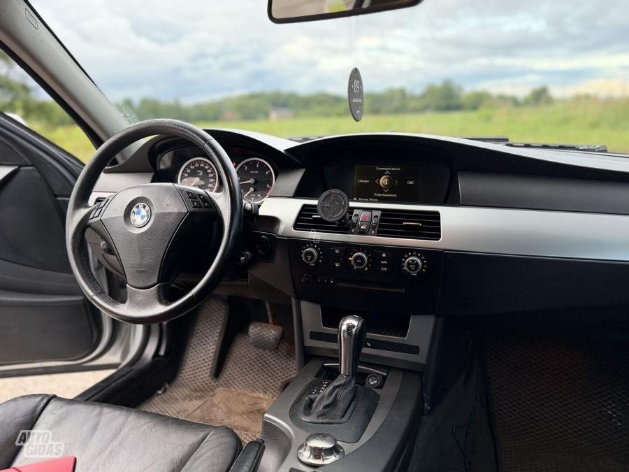 Pelēks BMW 530 2005 Kauņa, ar dzinēja tilpumu 3.00 L un nobraukumu 310 tūkst. km par 2100 €, foto 20 vietnē AUTOMOTO.COM.LV