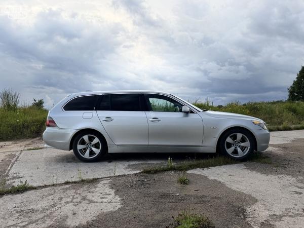 Pelēks BMW 530 2005 Kauņa, ar dzinēja tilpumu 3.00 L un nobraukumu 310 tūkst. km par 2100 €, foto 4 vietnē AUTOMOTO.COM.LV
