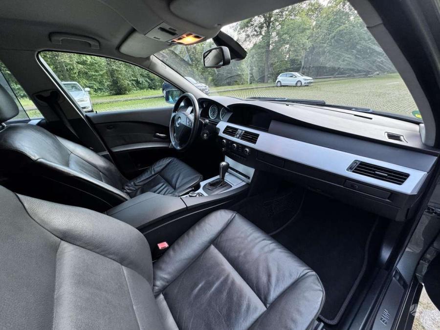 Grey BMW 530 2005 in Vilnius, with an engine capacity of 2.99 L and mileage of 249 thousand km for 3650 €, photo 16 on AUTOMOTO.COM.LV