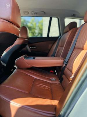 Grey BMW 530 2005 in Marijampole, with an engine capacity of 2.99 L and mileage of 340 thousand km for 2300 €, photo 8 on AUTOMOTO.COM.LV