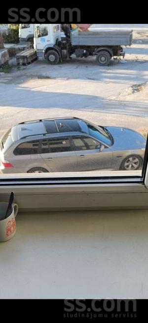 Pelēks BMW 530 2005 Jūrmala, ar dzinēja tilpumu 3.00 L un nobraukumu 390 tūkst. km par 1700 €, foto 5 vietnē AUTOMOTO.COM.LV