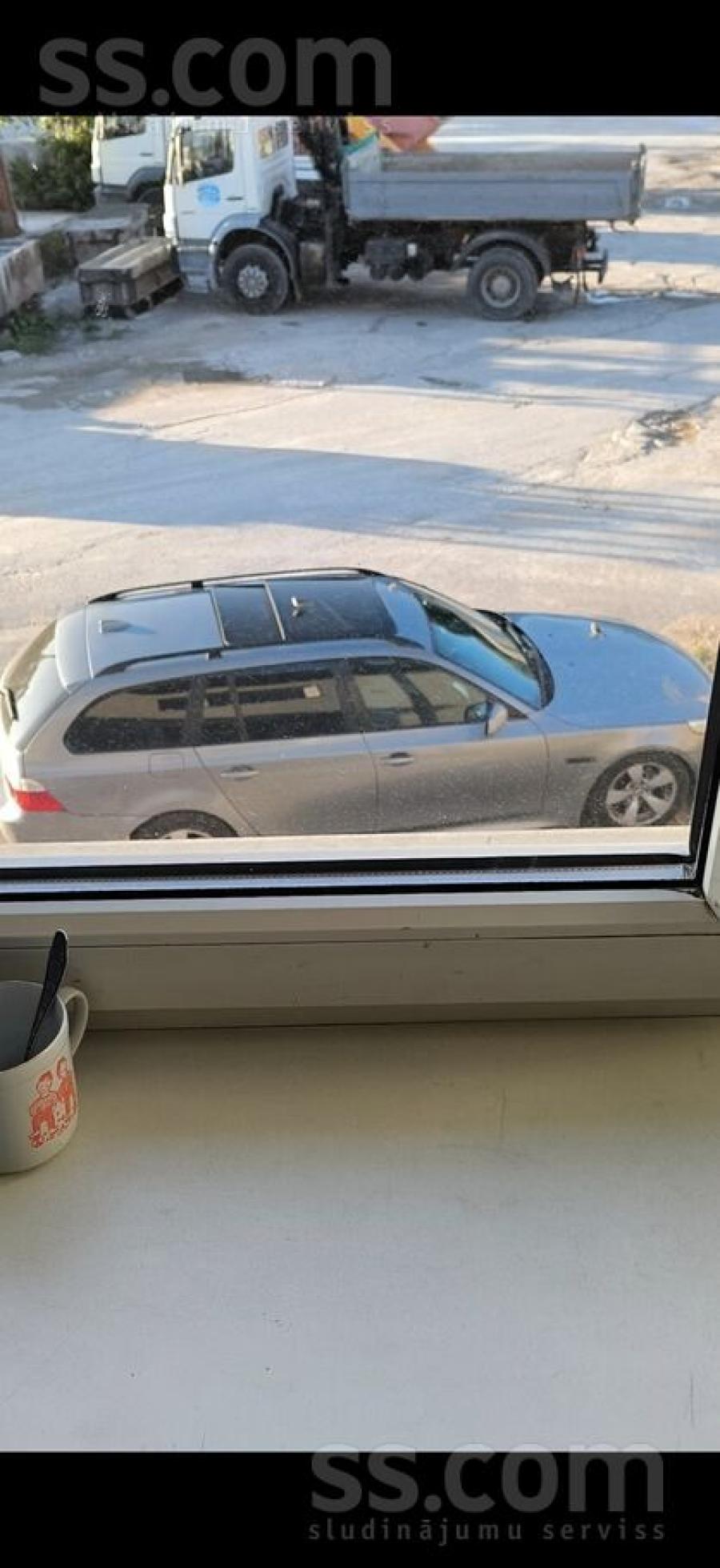 Pelēks BMW 530 2005 Jūrmala, ar dzinēja tilpumu 3.00 L un nobraukumu 390 tūkst. km par 1700 €, foto 5 vietnē AUTOMOTO.COM.LV
