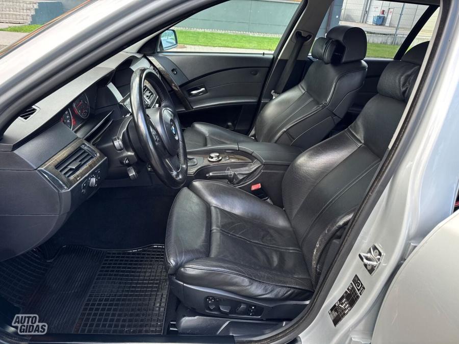 Pelēks BMW 530 2005 Kauņa, ar dzinēja tilpumu 3.00 L un nobraukumu 0 tūkst. km par 3650 €, foto 26 vietnē AUTOMOTO.COM.LV