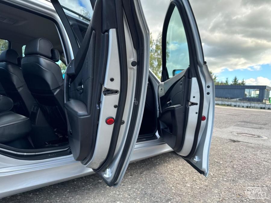 Pelēks BMW 530 2005 Kauņa, ar dzinēja tilpumu 3.00 L un nobraukumu 0 tūkst. km par 3650 €, foto 27 vietnē AUTOMOTO.COM.LV