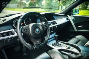 Pelēks BMW 530 2005 Rīga, ar dzinēja tilpumu 3.00 L un nobraukumu 334 tūkst. km par 2990 €, foto 12 vietnē AUTOMOTO.COM.LV