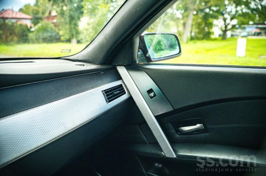 Pelēks BMW 530 2005 Rīga, ar dzinēja tilpumu 3.00 L un nobraukumu 334 tūkst. km par 2990 €, foto 23 vietnē AUTOMOTO.COM.LV