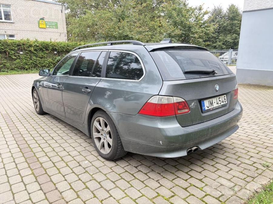 Pelēks BMW 530 2005 Rīga, ar dzinēja tilpumu 3.00 L un nobraukumu 361 tūkst. km par 2000 €, foto 5 vietnē AUTOMOTO.COM.LV