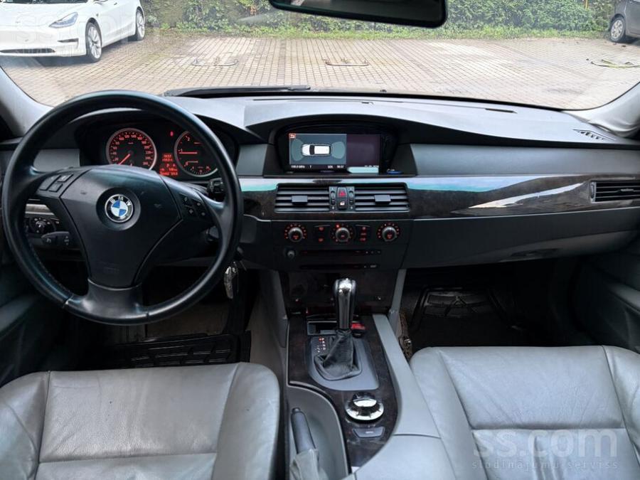 Pelēks BMW 530 2005 Rīga, ar dzinēja tilpumu 3.00 L un nobraukumu 361 tūkst. km par 2000 €, foto 6 vietnē AUTOMOTO.COM.LV
