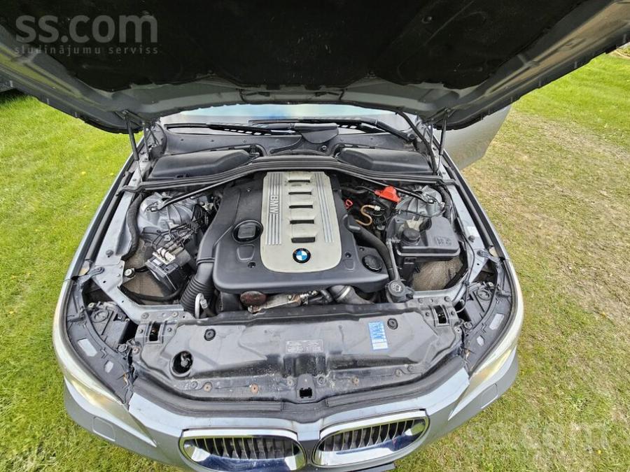 Grey BMW 530 2006 in Aizkraukle, with an engine capacity of 3.00 L and mileage of 307 thousand km for 3750 €, photo 15 on AUTOMOTO.COM.LV