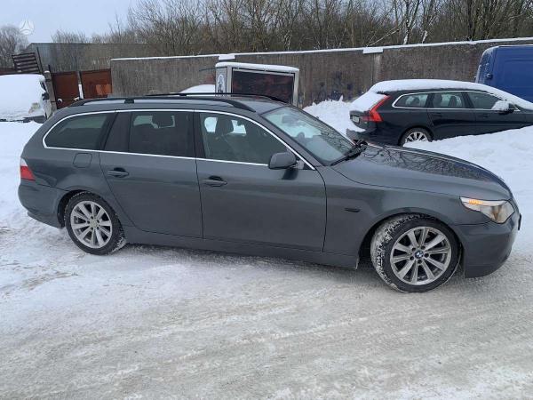 Pelēks BMW 530 2006 Viļņa, ar dzinēja tilpumu 2.99 L un nobraukumu 335 tūkst. km par 2699 €, foto 5 vietnē AUTOMOTO.COM.LV