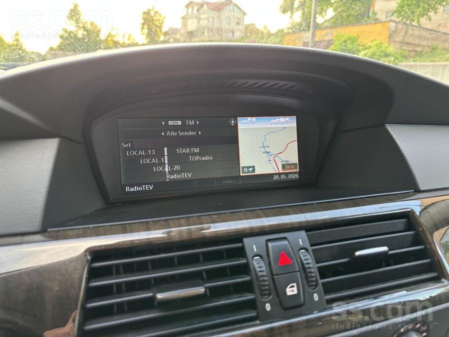 Pelēks BMW 530 2006 Bauska, ar dzinēja tilpumu 3.00 L un nobraukumu 0 tūkst. km par 2650 €, foto 24 vietnē AUTOMOTO.COM.LV