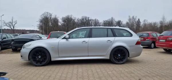 Pelēks BMW 530 2006 Valmiera, ar dzinēja tilpumu 3.00 L un nobraukumu 297 tūkst. km par 3500 €, foto 5 vietnē AUTOMOTO.COM.LV