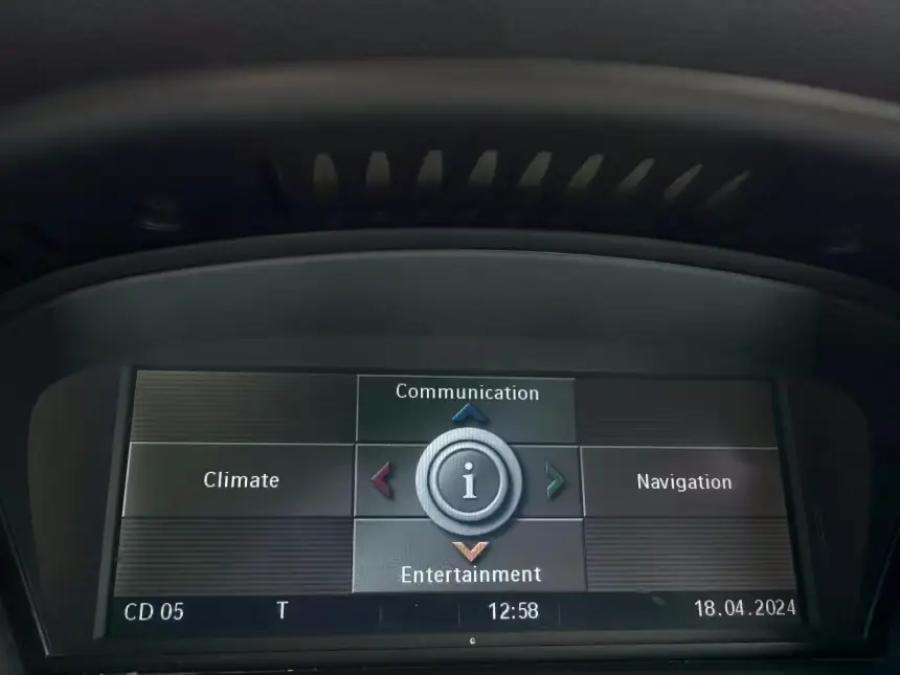 Pelēks BMW 530 2006 Rīga, ar dzinēja tilpumu 3.00 L un nobraukumu 396 tūkst. km par 3990 €, foto 15 vietnē AUTOMOTO.COM.LV
