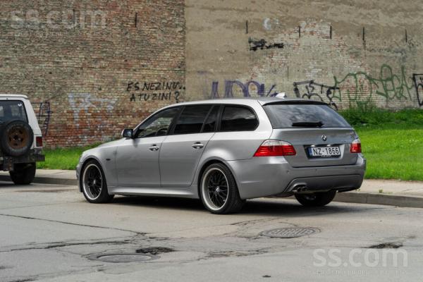 Grey BMW 530 2006 in Riga, with an engine capacity of 3.00 L and mileage of 233 thousand km for 4990 €, photo 4 on AUTOMOTO.COM.LV