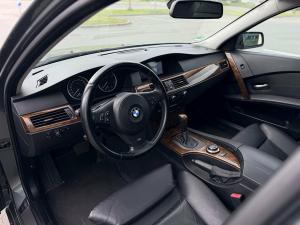 Grey BMW 530 2006 in Tallinn, with an engine capacity of 0.00 L and mileage of 270 thousand km for 6590 €, photo 10 on AUTOMOTO.COM.LV