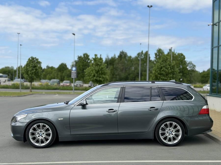 Grey BMW 530 2006 in Tallinn, with an engine capacity of 0.00 L and mileage of 270 thousand km for 6590 €, photo 13 on AUTOMOTO.COM.LV