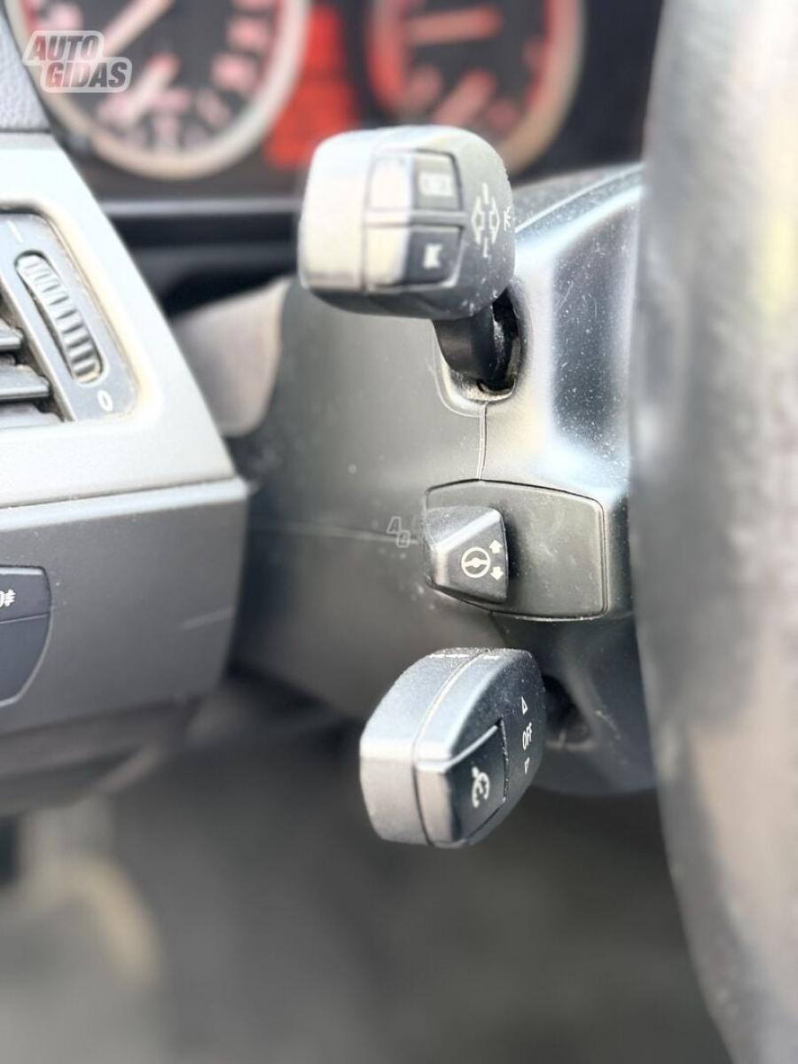 Pelēks BMW 530 2006 Kauņa, ar dzinēja tilpumu 2.50 L un nobraukumu 340 tūkst. km par 2590 €, foto 21 vietnē AUTOMOTO.COM.LV