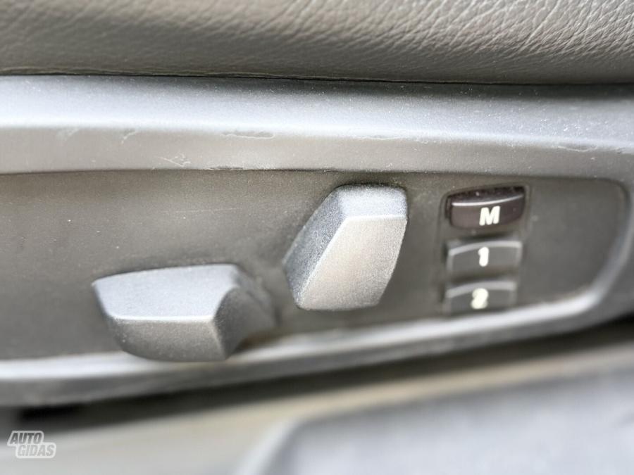 Pelēks BMW 530 2006 Kauņa, ar dzinēja tilpumu 2.50 L un nobraukumu 340 tūkst. km par 2590 €, foto 22 vietnē AUTOMOTO.COM.LV